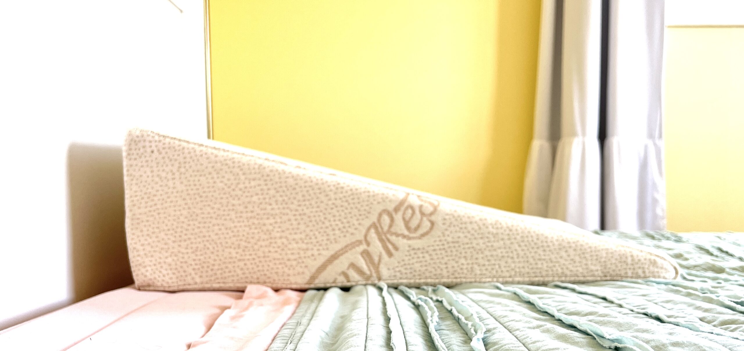 Wedge Pillow Benefits & Savvy Rest Review - Get Green Be Well
