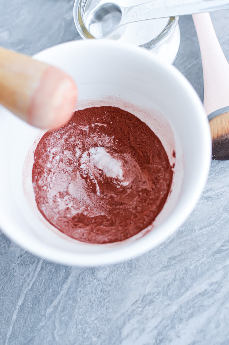 DIY Beetroot Bronzer - Get Green Be Well
