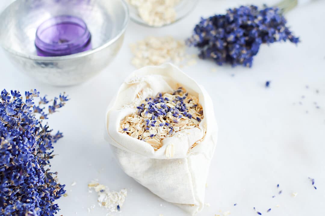 Quick and Easy 2-Ingredient Oatmeal Bath Soak - Get Green Be Well